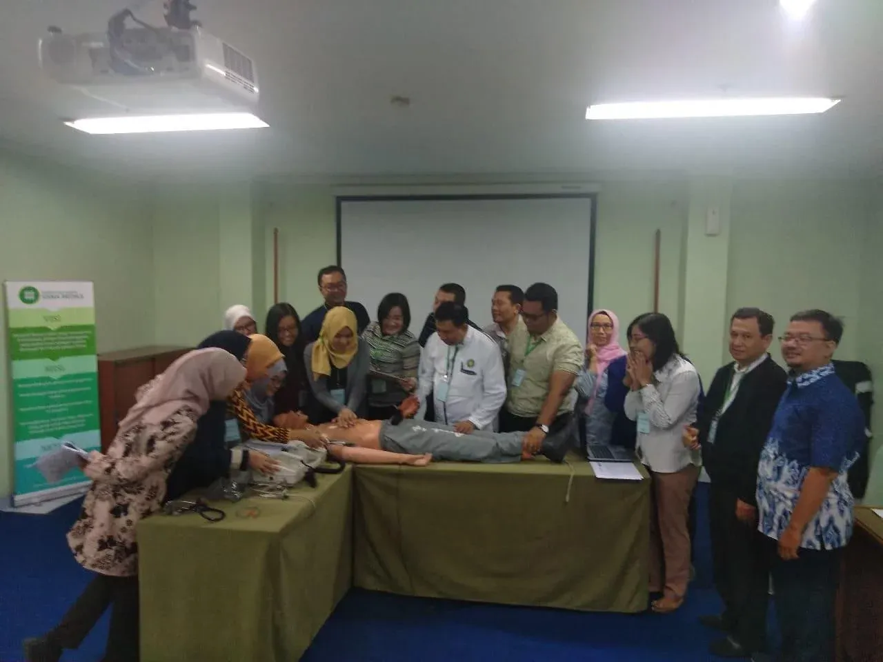 Kegiatan Pelatihan ACLS 30 Agustus - 1 September 2019 - Rumah Sakit ...
